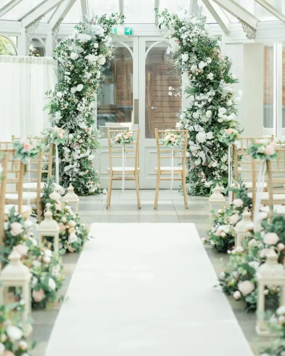 Wedding ceremony flower pillars 60 photos - Astyledwedding.com